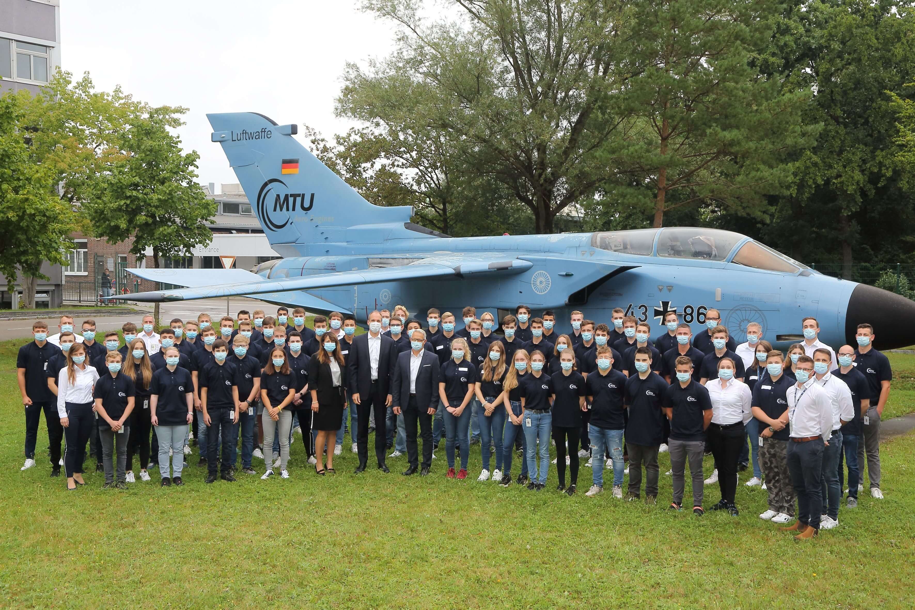 Ausbildungsstart in München: MTU Aero Engines freut sich über 63 neue ...