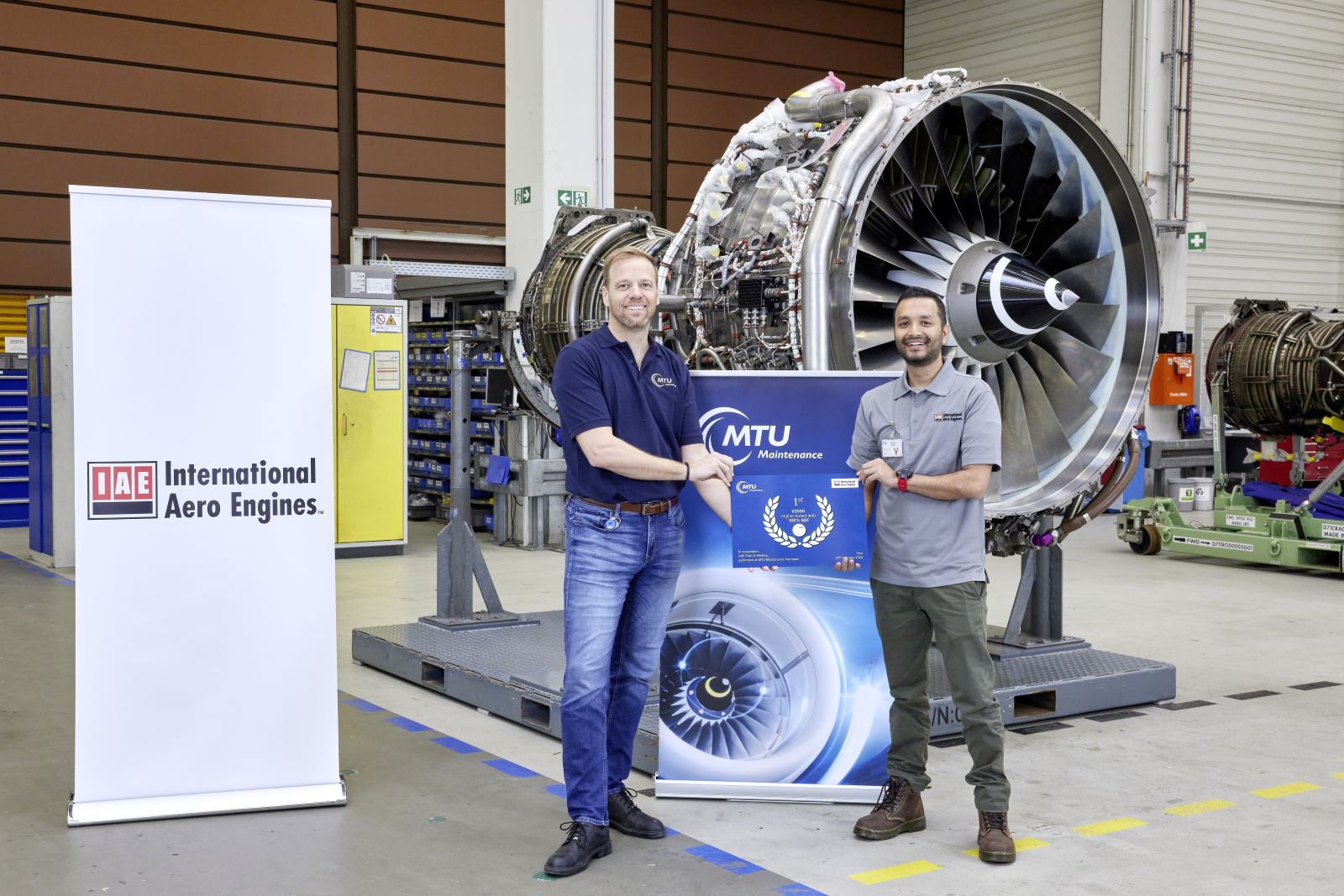 IAE successfully tests V2500 engine on 100% Sustainable Aviation Fuel ...